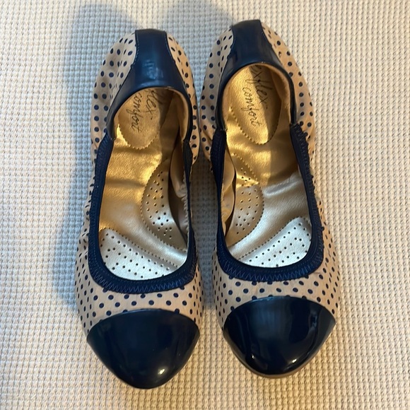 dexflex comfort | Shoes | Ballet Style Flat | Poshmark